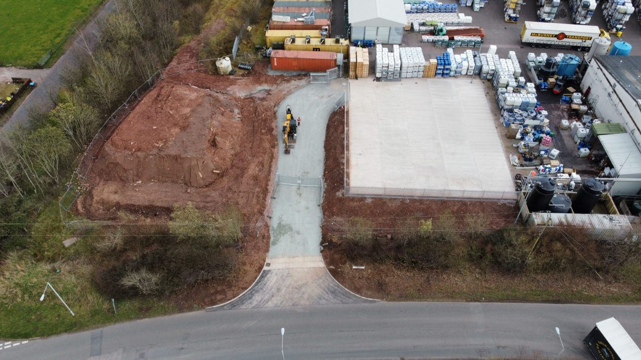 Kersia Access Road, yard space and security fencing - Nairn Construction